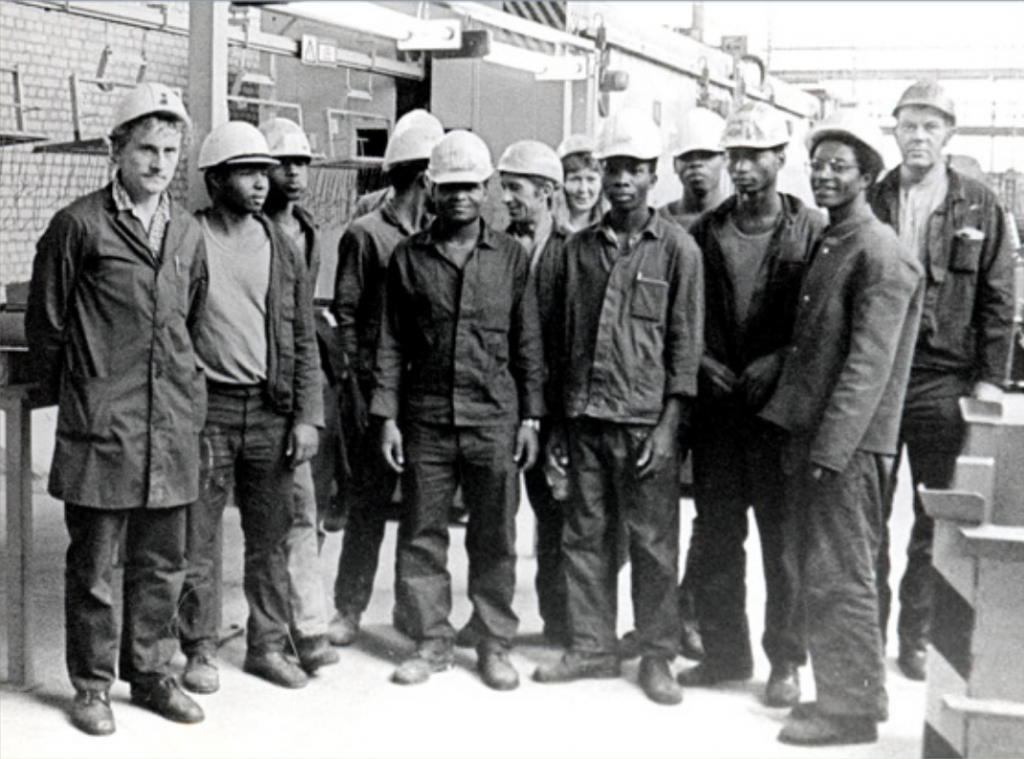 Angolanische Vertrags- arbeiter*innen in der DDR - Amadeu Antonio Stiftung