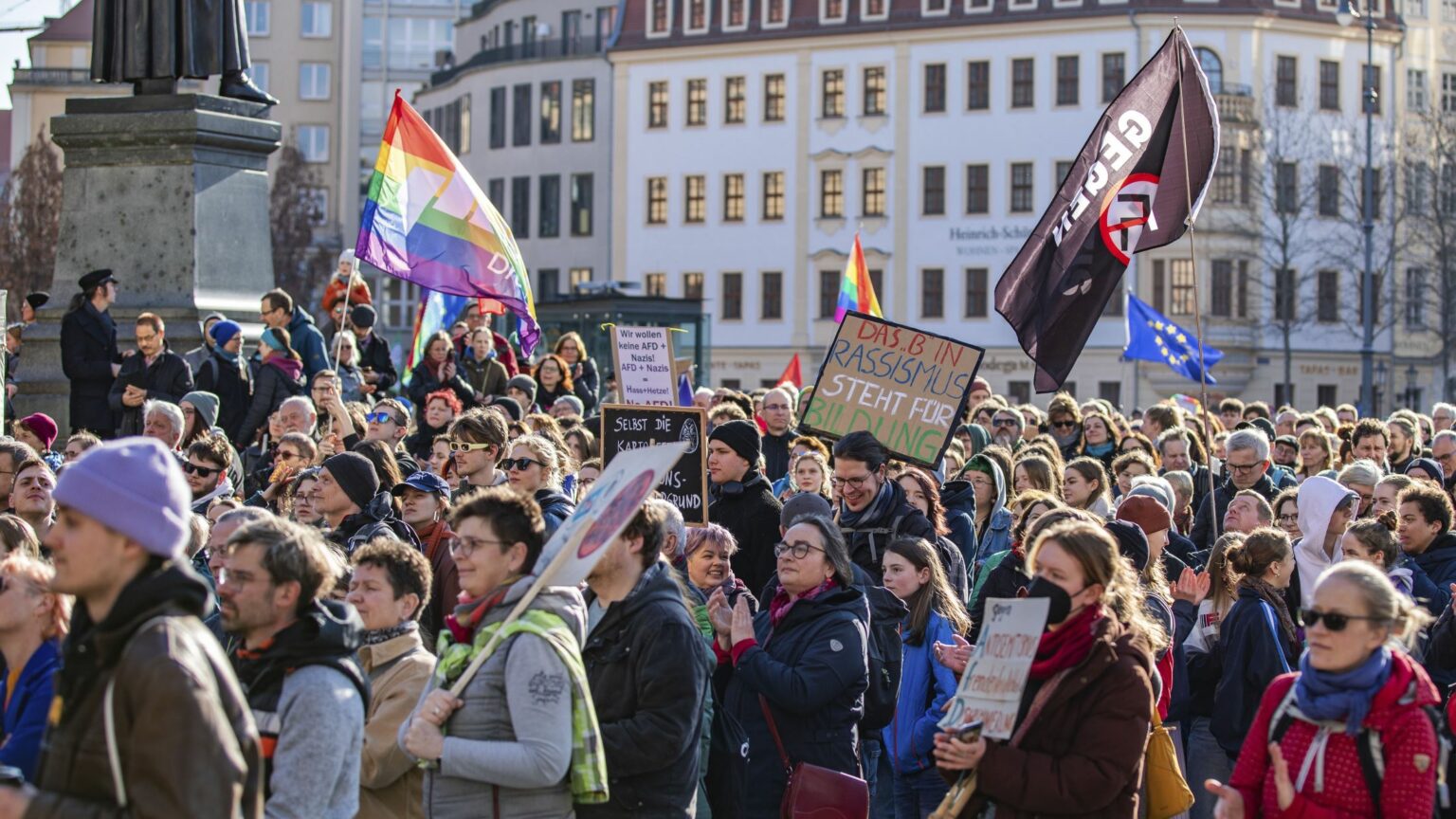 Startseite - Amadeu Antonio Stiftung